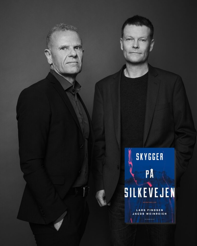 SPIONCHEFEN UDGIVER NY BOG - True Crime Agency